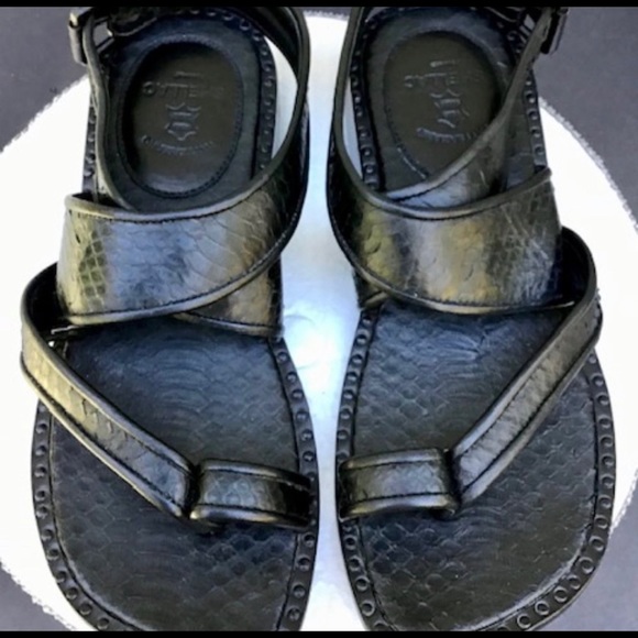 SHELLAC | Shoes | Designer Japanese Brand Shellac Snakeskn Sandls ...